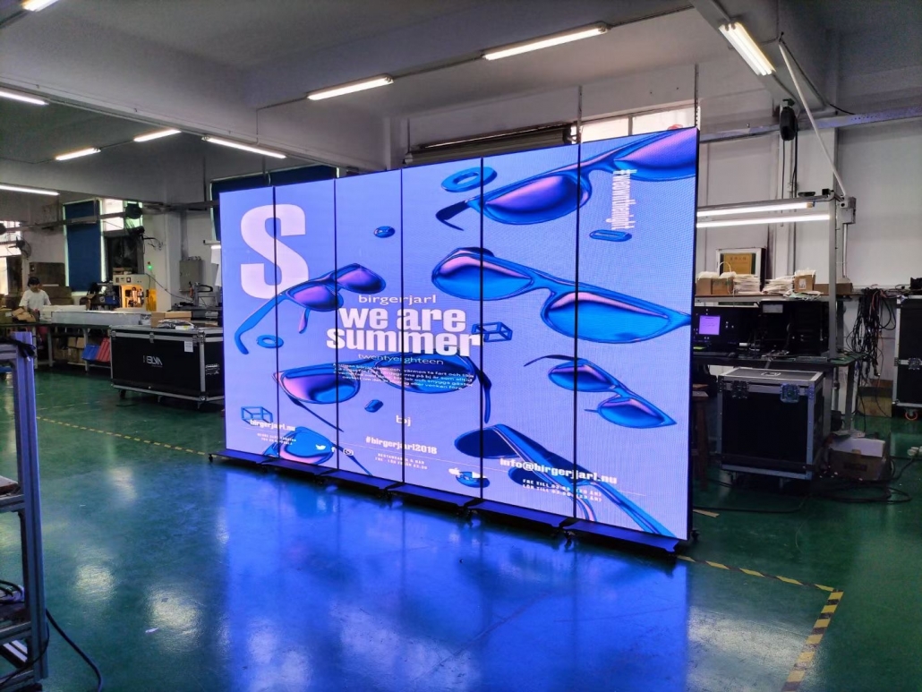 How LED Poster Displays Improve Your Advertising Effectiveness? - Rigard