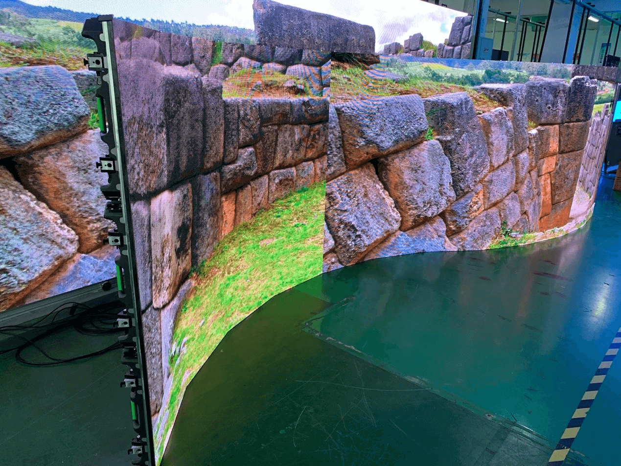 The Ultimate Guide to Curved LED Screens - Rigard